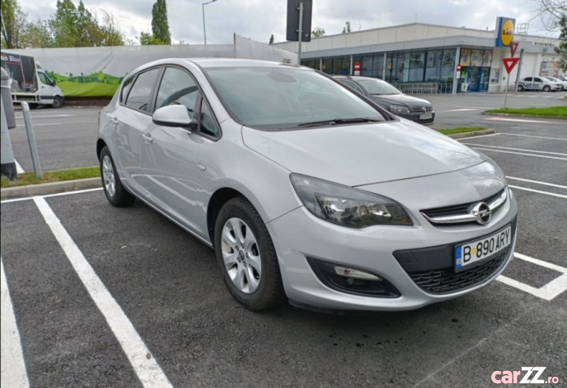 Opel Astra J 2015 motorina 124000 km 1.6 cmc 16 valve, 7.700 eur - CarZZ.ro